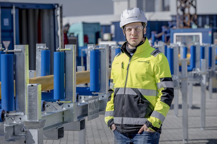 HKZ kabelcampagne start met complexe ‘load out’ in Velsen-Noord ...